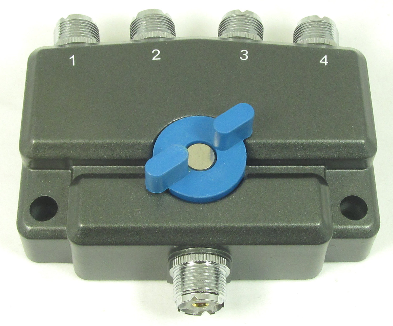 MFJ-2704, ANT SWITCH, 4 POS, SO-239, 2 kW, 900MHz | MFJ Enterprises Inc